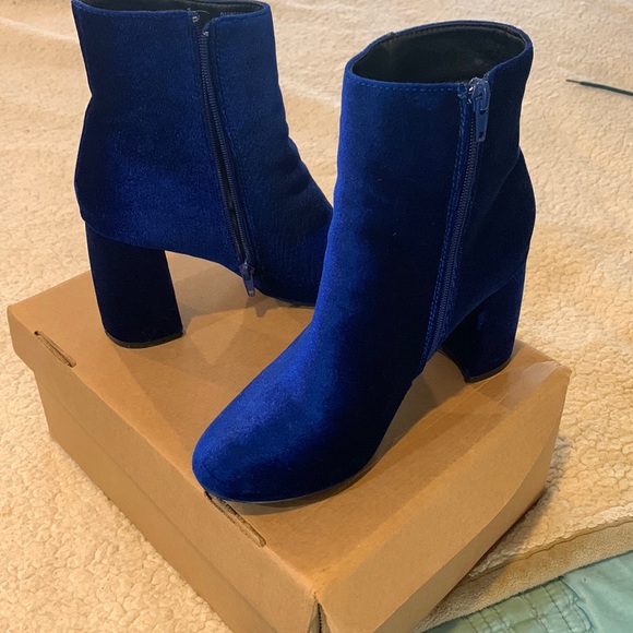 Shoes | Womens Ankle Blue Velvet Boot 1 12 Inch Heel Size Uk 6 | Poshmark